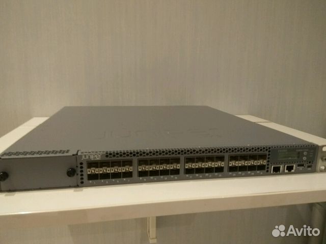 Коммутатор Juniper EX4550-32F-AFI AC EX4550-VC-128 купить в Москве ...