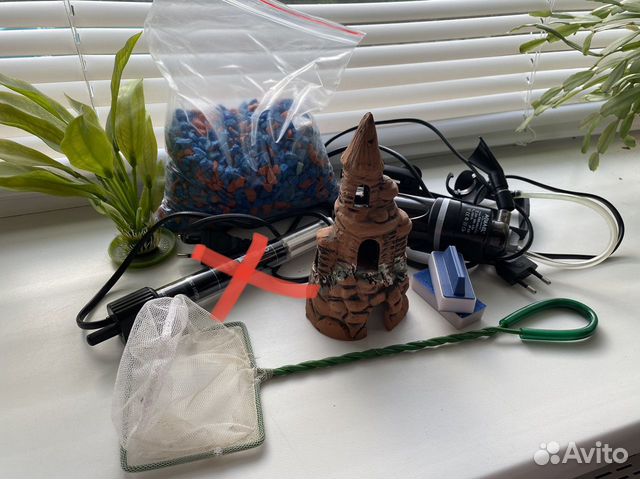 Набор для аквариума (фильтр, скребок, грунт и др)